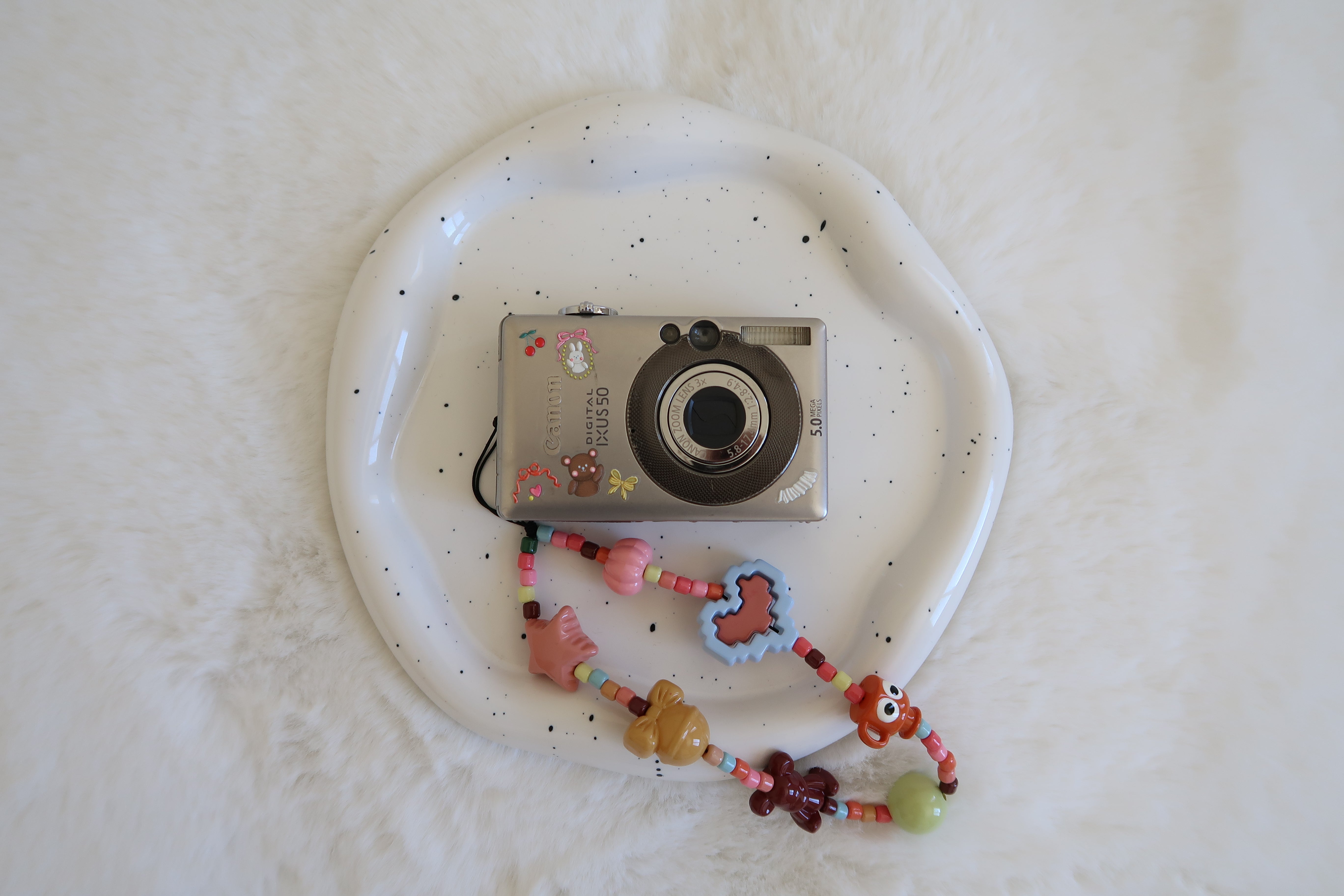 Canon IXUS50 Gold Digital Camera – MoriiMuseum